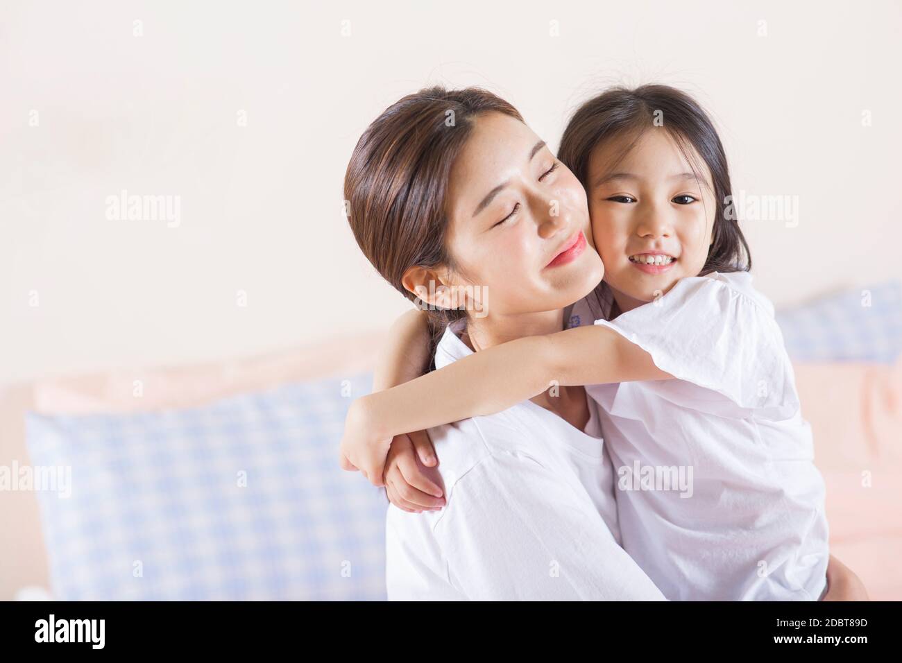Concept of friendly family, Loving mother and cute daughter 033 Stock ...
