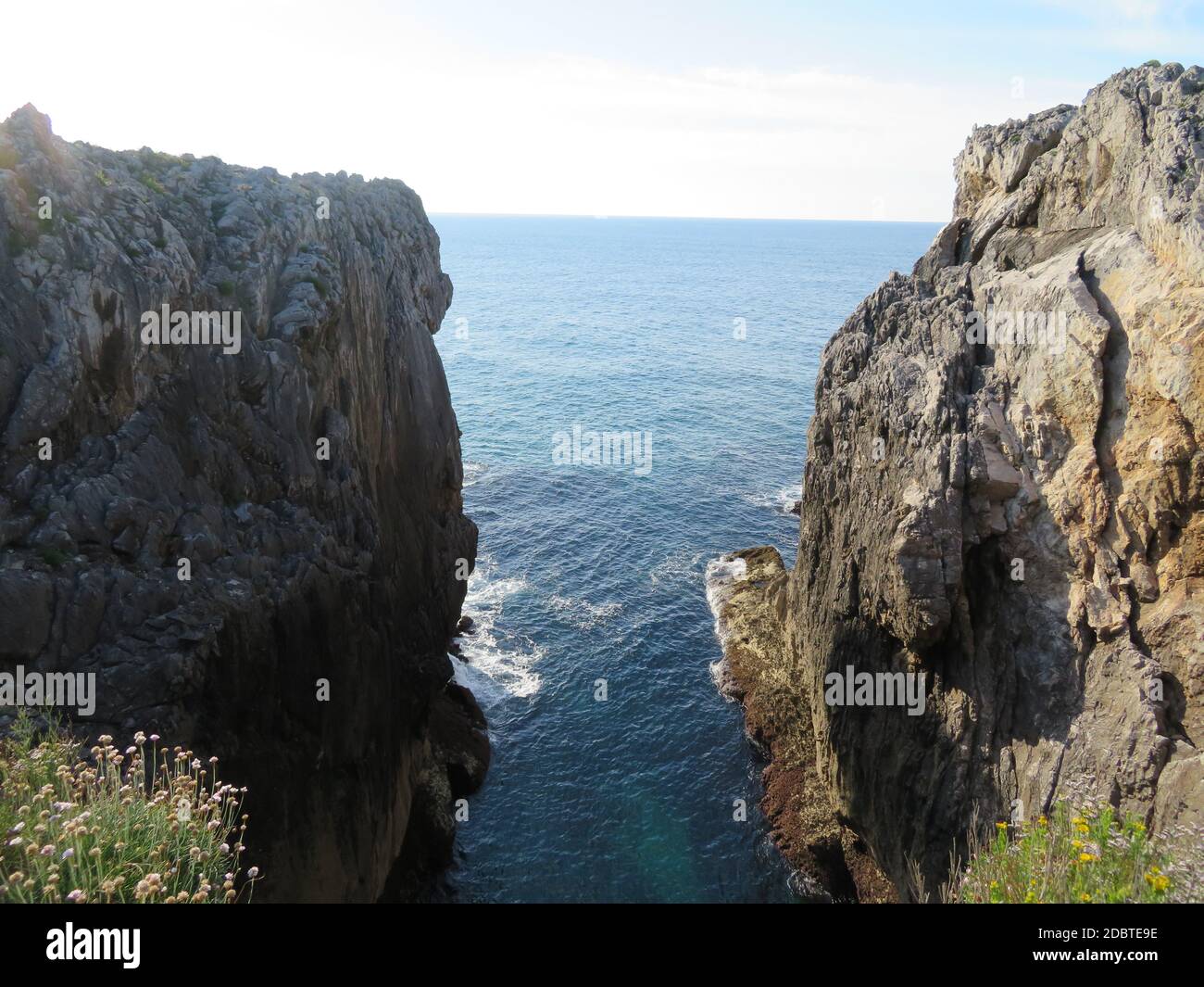 Beautiful cliffs of great size and spectacular beauty Stock Photo - Alamy