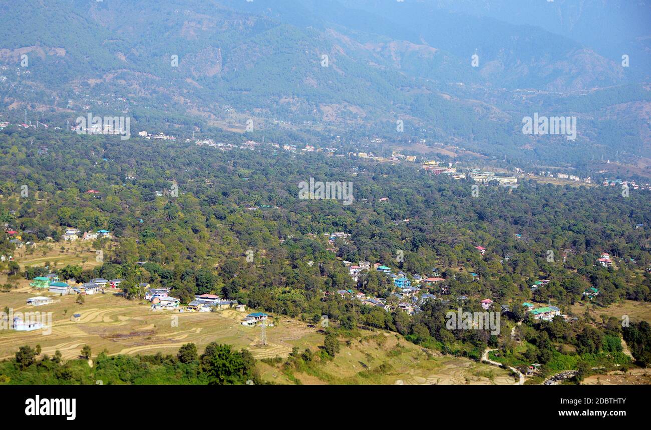 A wide panoramic view of the Himachal Pradesh Stock Photo - Alamy