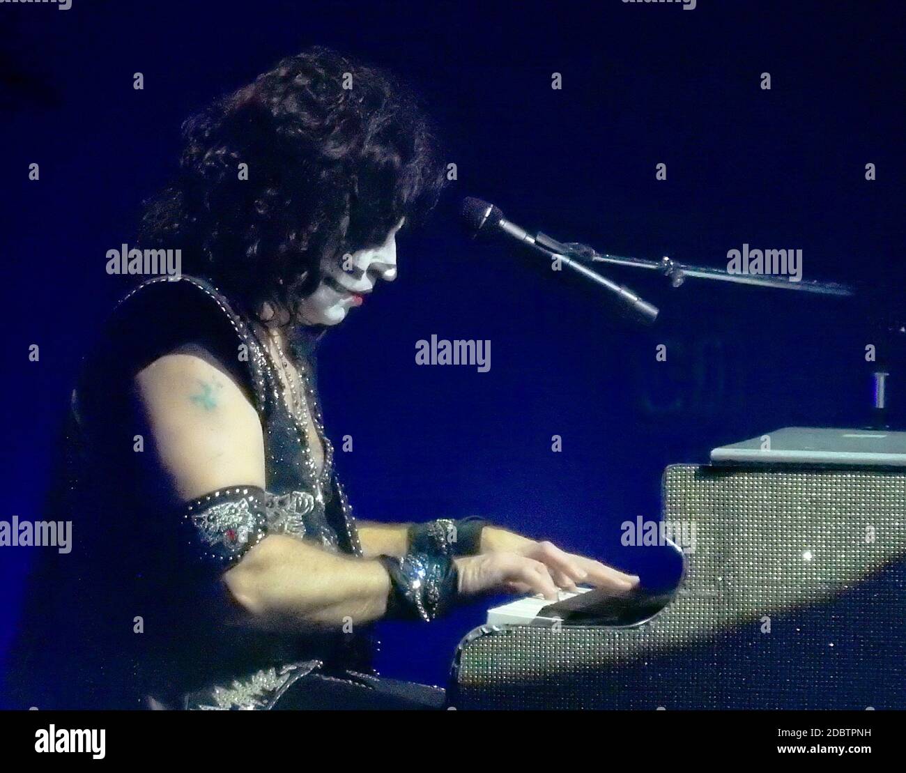 FEBRUARY 11: Eric Singer of KISS plays piano and sing's Peter Criss ...