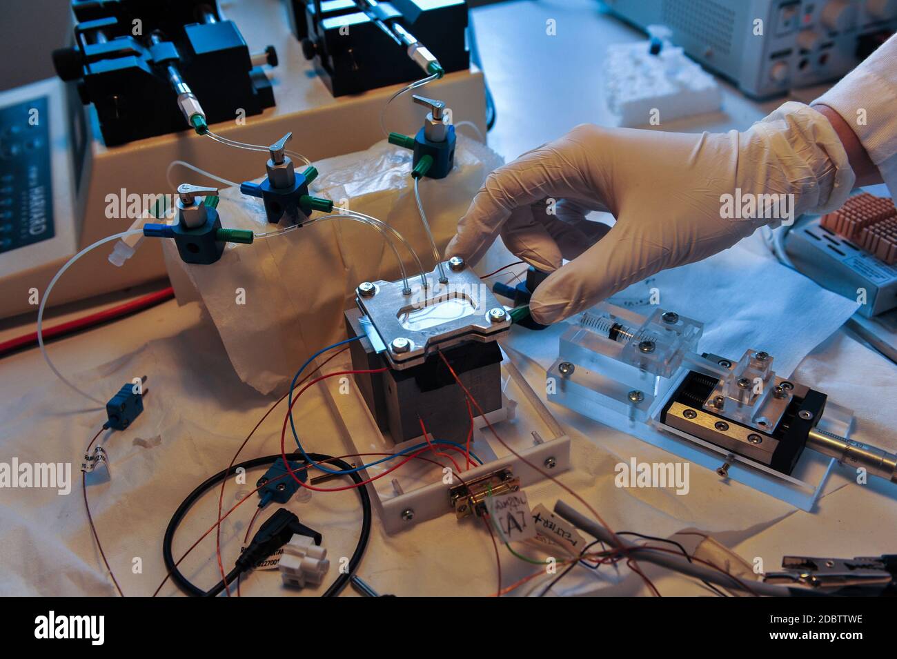 Atomic microscope hi-res stock photography and images - Alamy