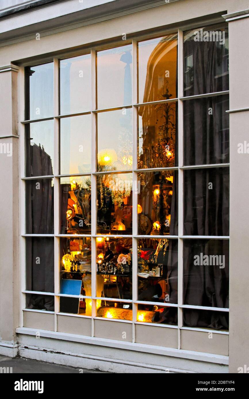 Christmas lights and decoration through big window Stock Photo - Alamy