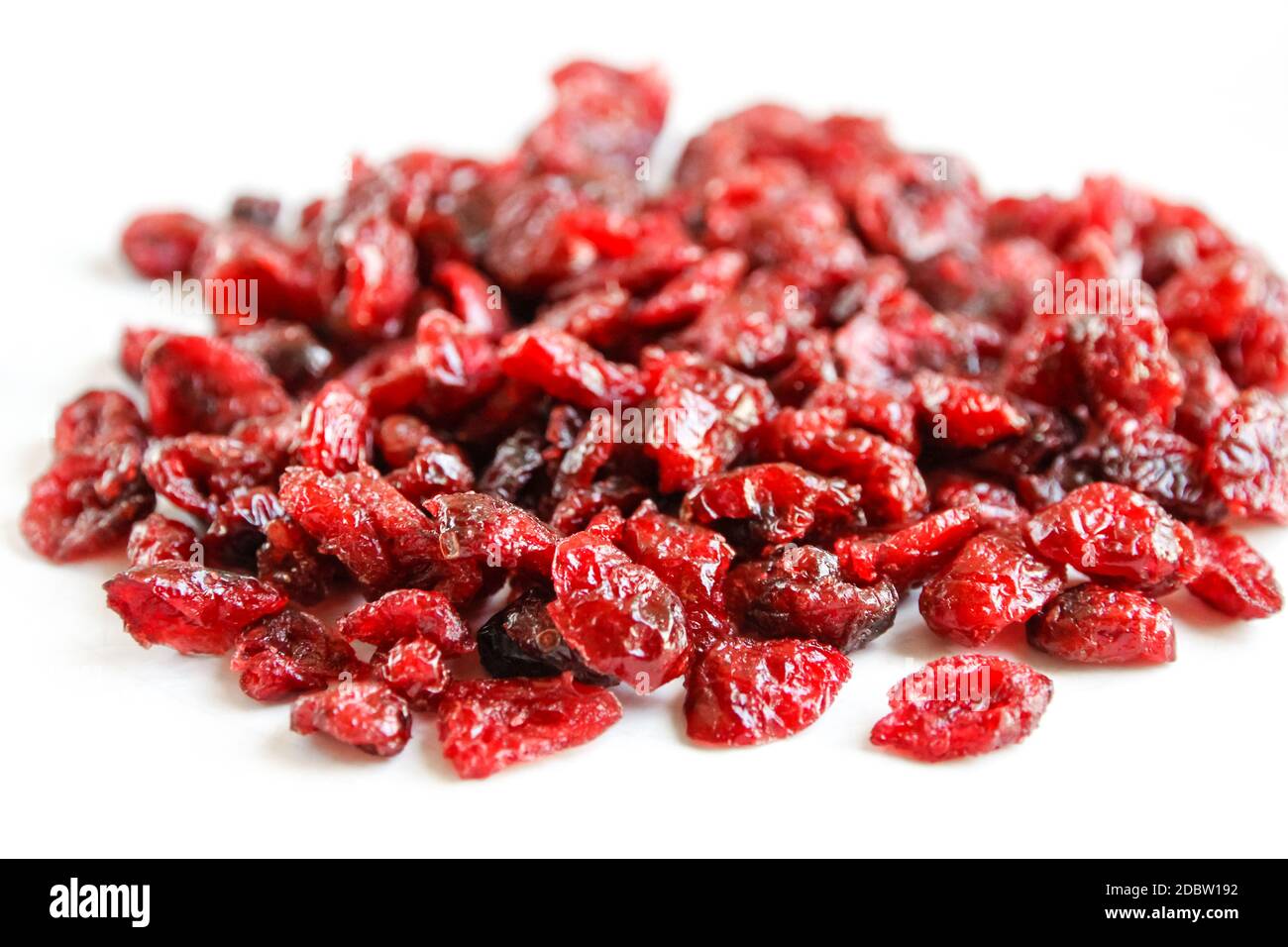 Cranberries isolated on white background. Close-up view Stock Photo - Alamy
