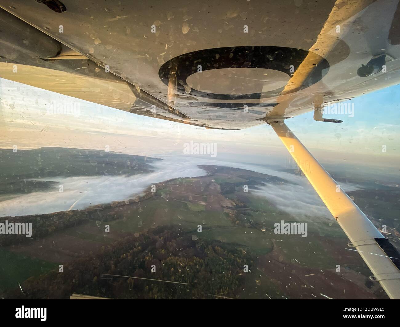 Interior cessna 172 airplane hi-res stock photography and images - Alamy