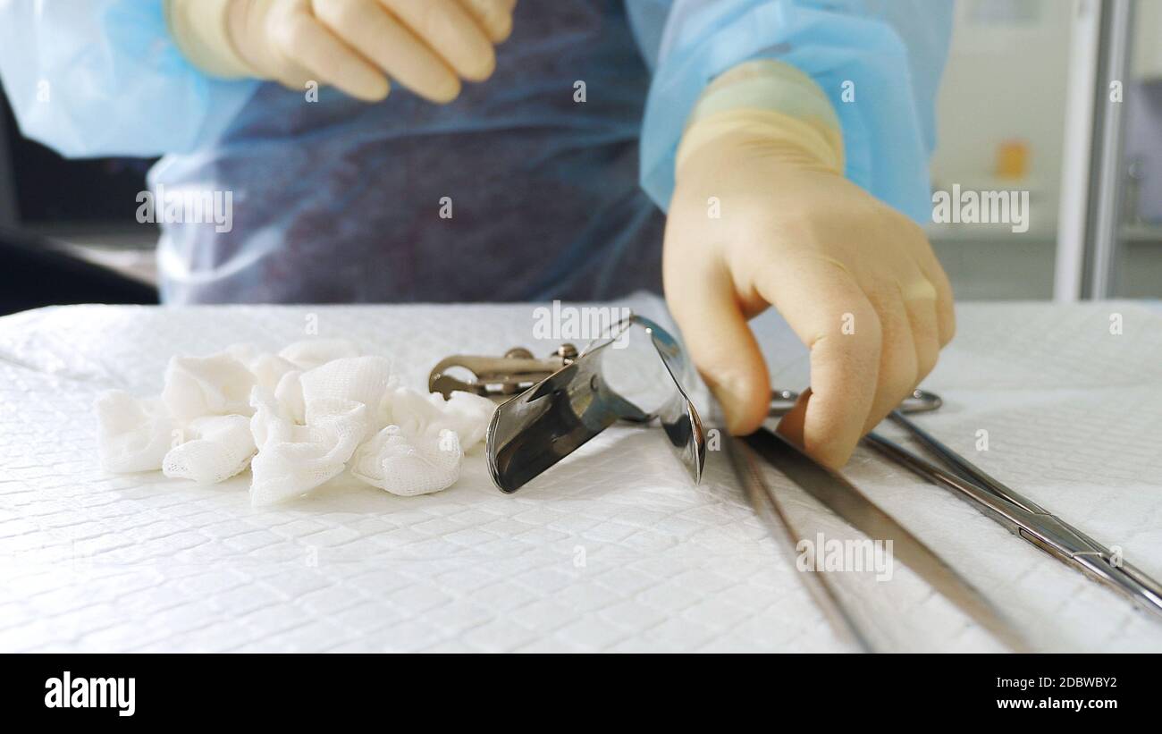 Gynecologist instruments hi-res stock photography and images - Alamy