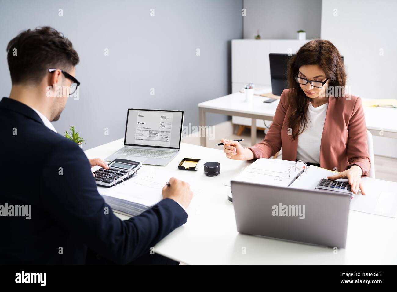 Client services accountant hi-res stock photography and images - Alamy