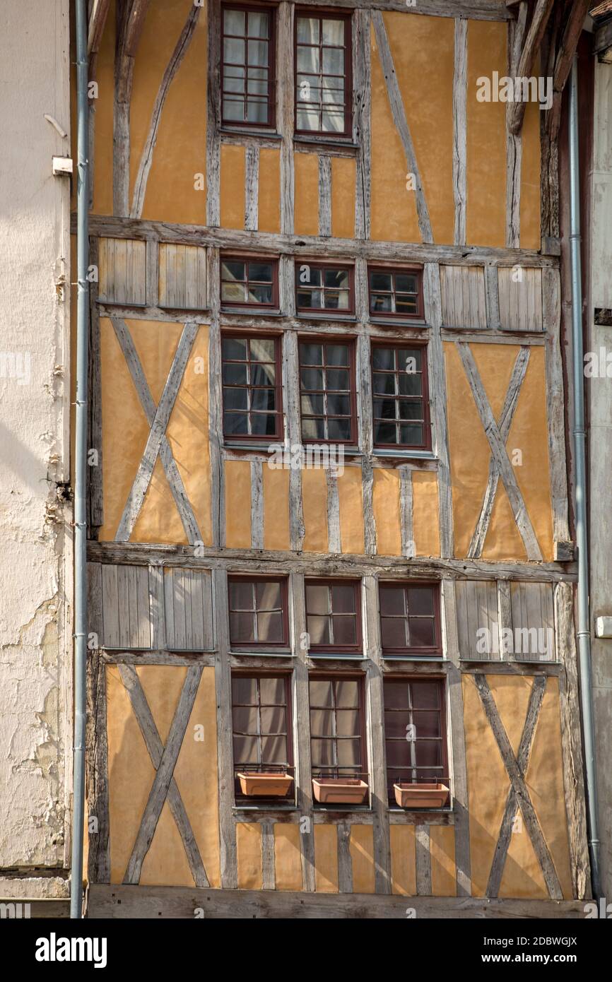 Ancient half-timbered buildings in Troyes. Aube, Champagne-Ardenne ...
