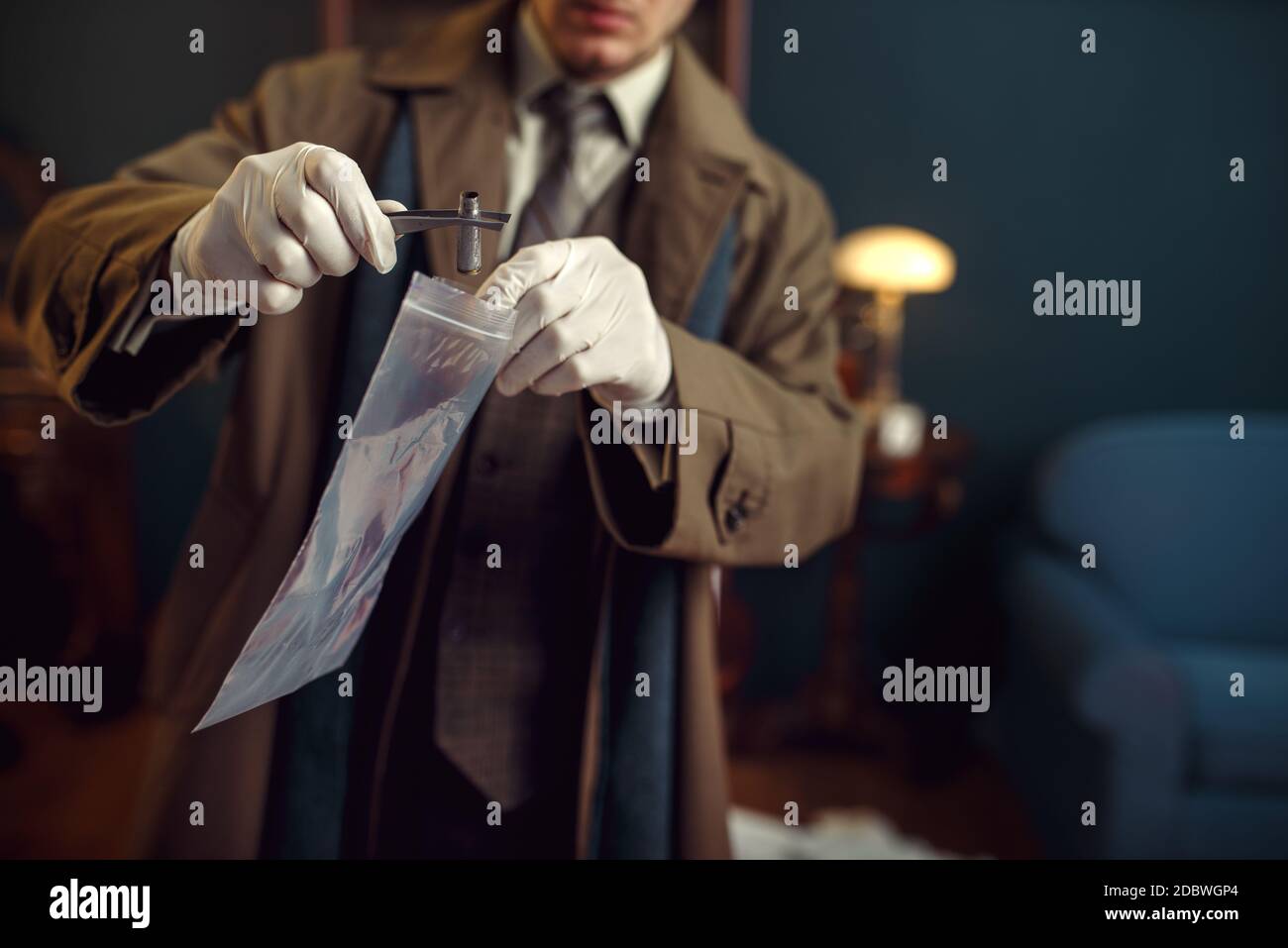 1940s crime silhouette hi-res stock photography and images - Alamy