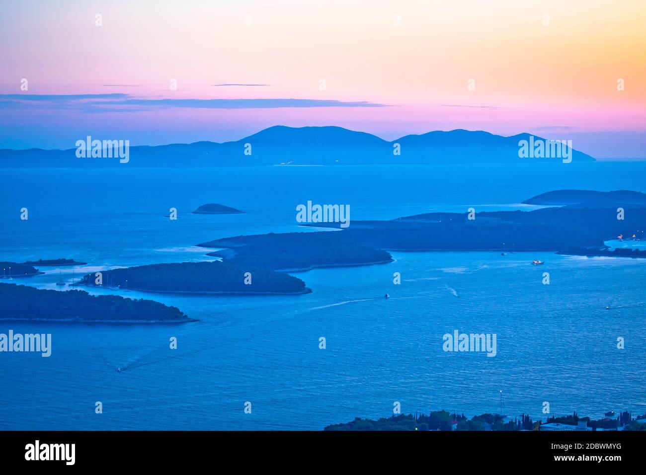 Pakleni Otoci archipelago and Vis island sunset view, Dalmatia region ...
