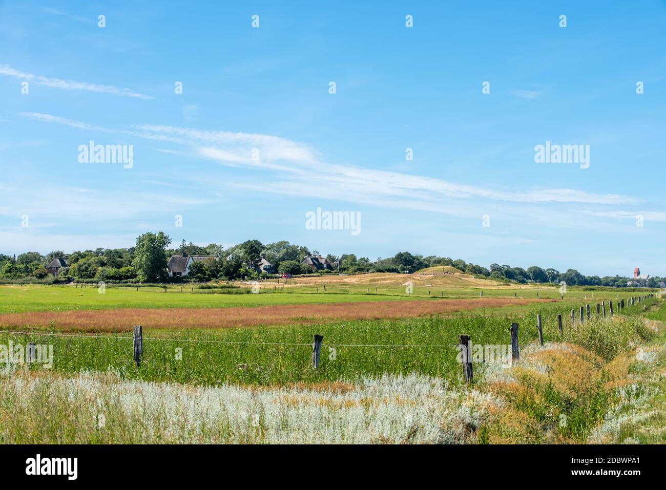 Fields and pasture land hi-res stock photography and images - Alamy