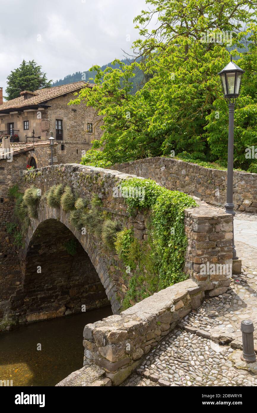 Town of Potes bridge, in peaks of Europe, Cantabria, Spain Stock Photo ...