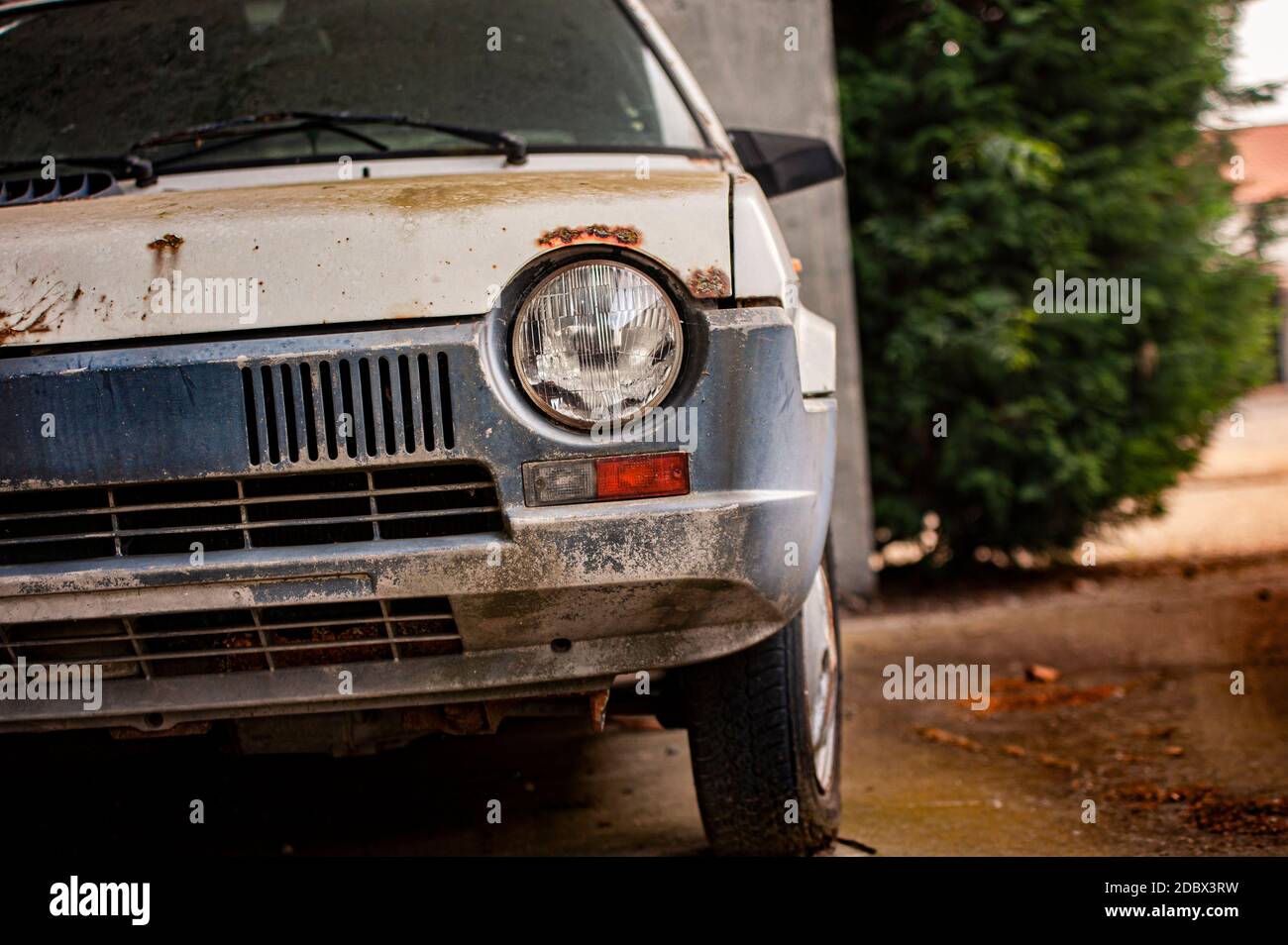 Old abandoned and rusty car exterior detail Stock Photo - Alamy