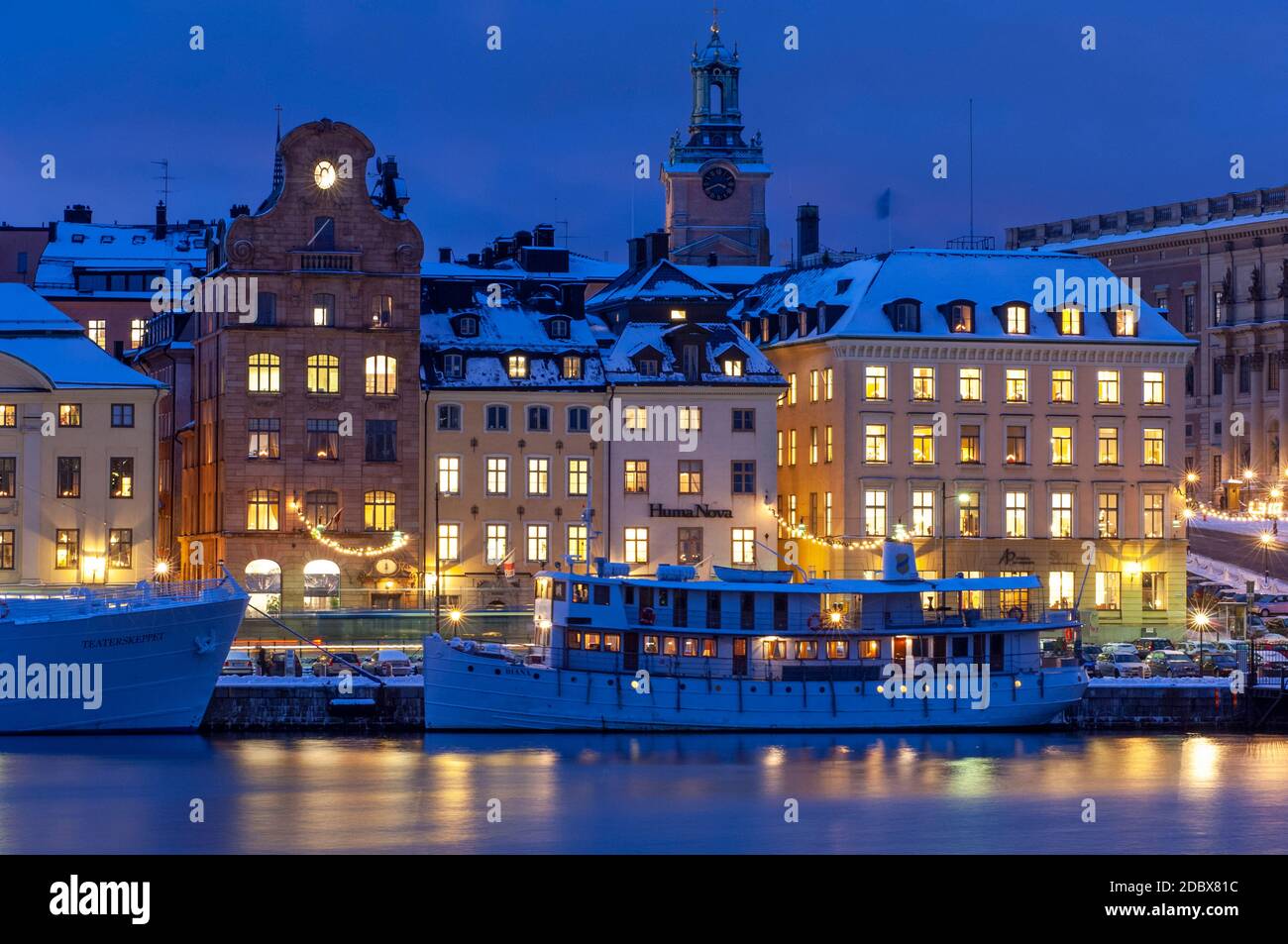 Winter-night, Skeppsbron, Old Town, Gamla stan, Stockholm, Sweden ...