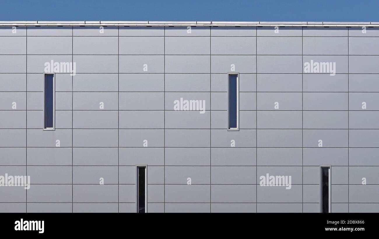 Commercial building exterior hi-res stock photography and images - Alamy