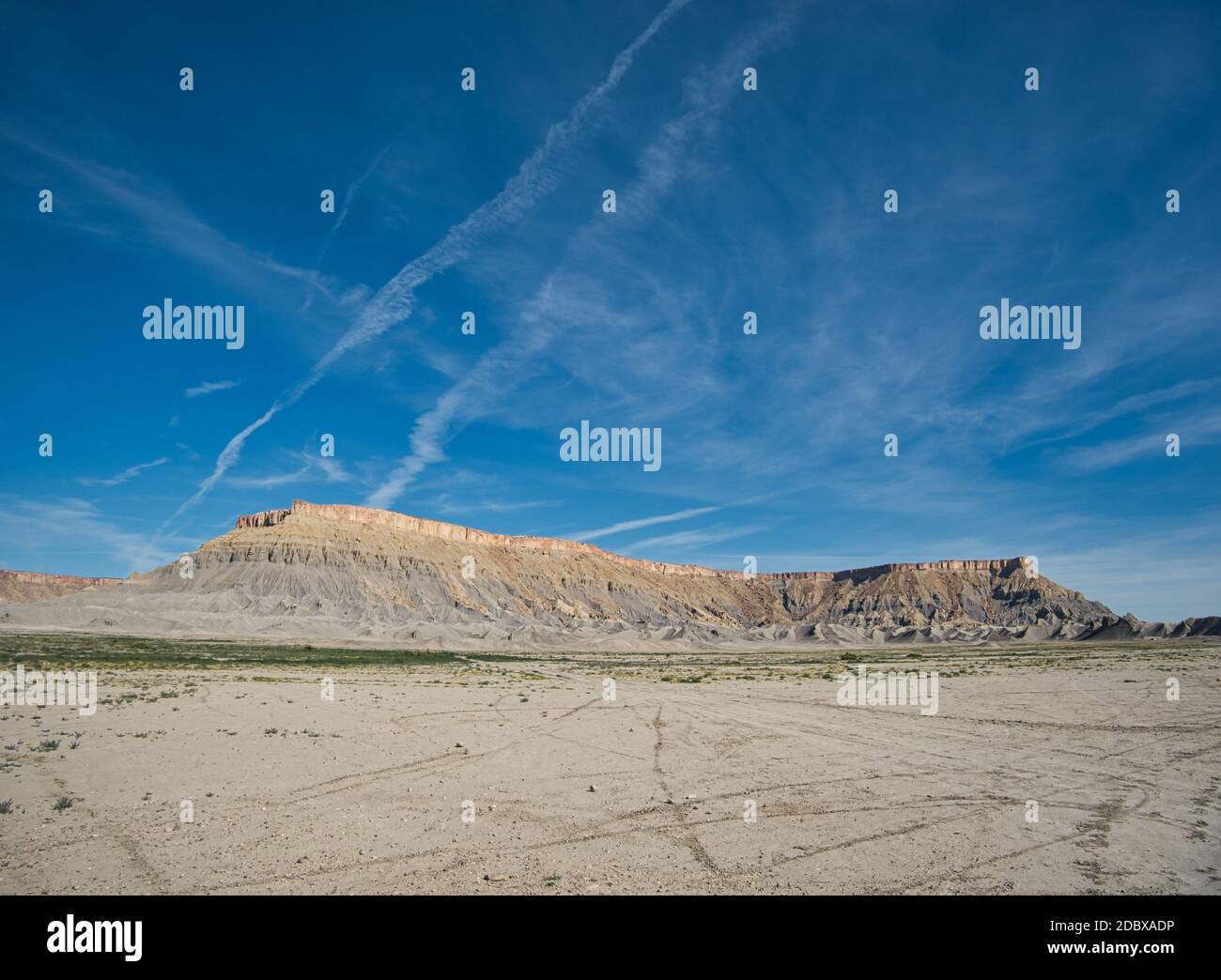 A flat plain in front of a table mountain like mountain range Stock ...