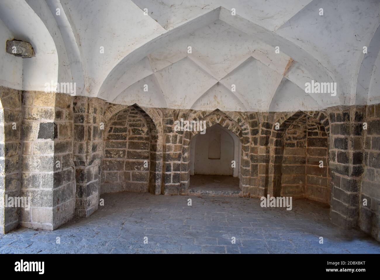 Baradri Mahal, Kandhar Fort, Nizamshahi period and was built in honour ...