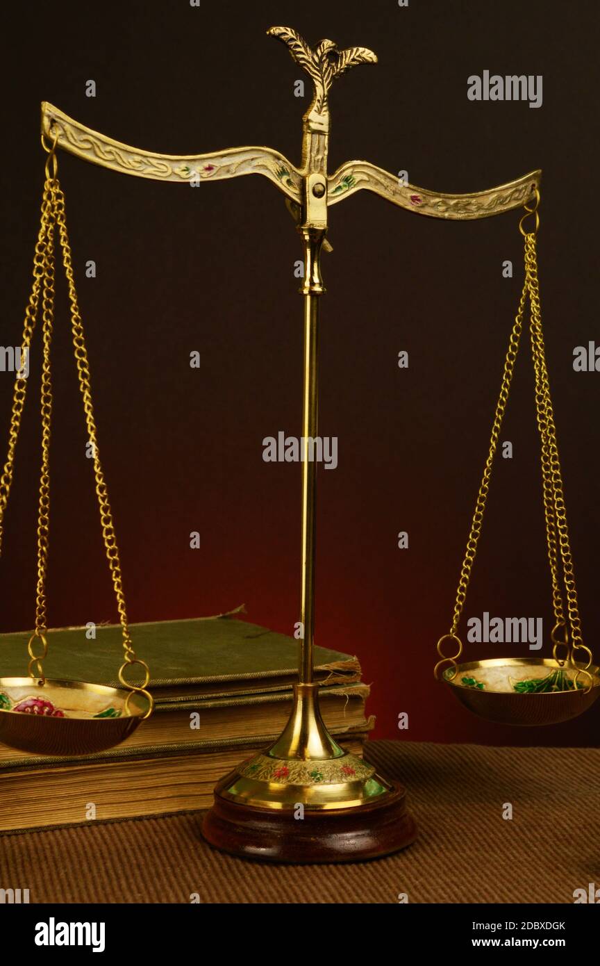 Brass scale hi-res stock photography and images - Alamy