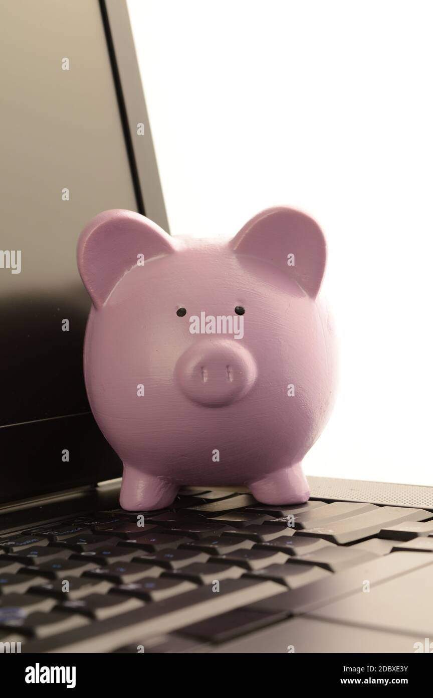 Online banking services web hi-res stock photography and images - Alamy