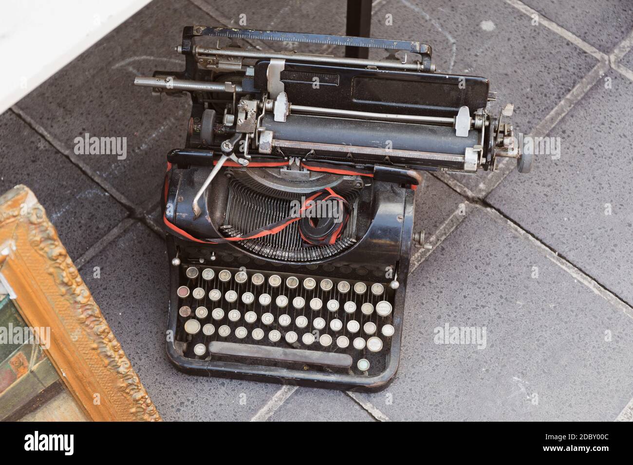 Big Old Typewriter Machine at Flea Market Stock Photo - Alamy