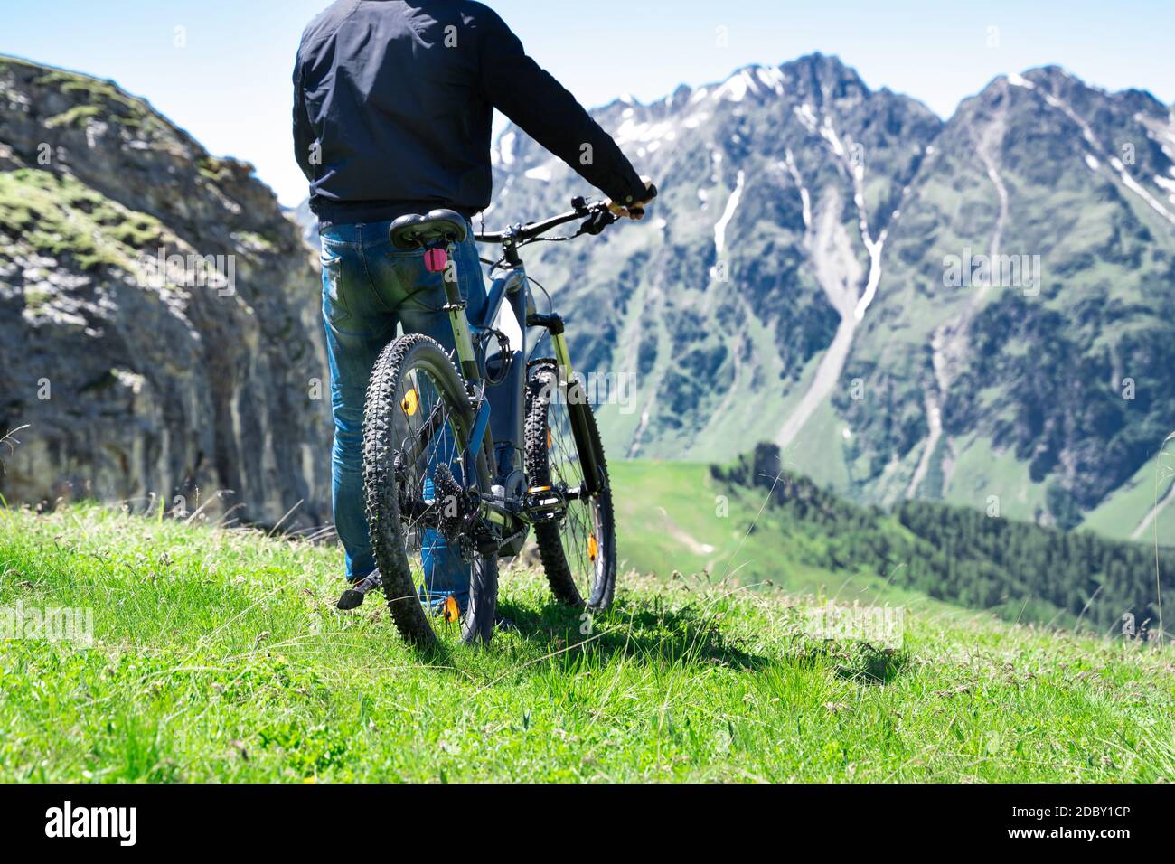 Ebike trail hi-res stock photography and images - Alamy