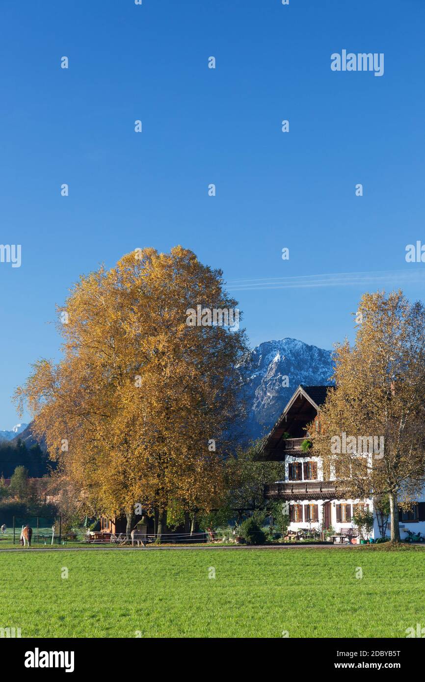 Bavarian farmhouse hi-res stock photography and images - Alamy