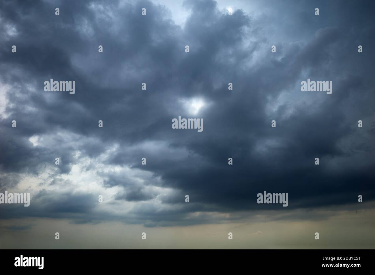 Clouds covered the overcast sky Stock Photo - Alamy