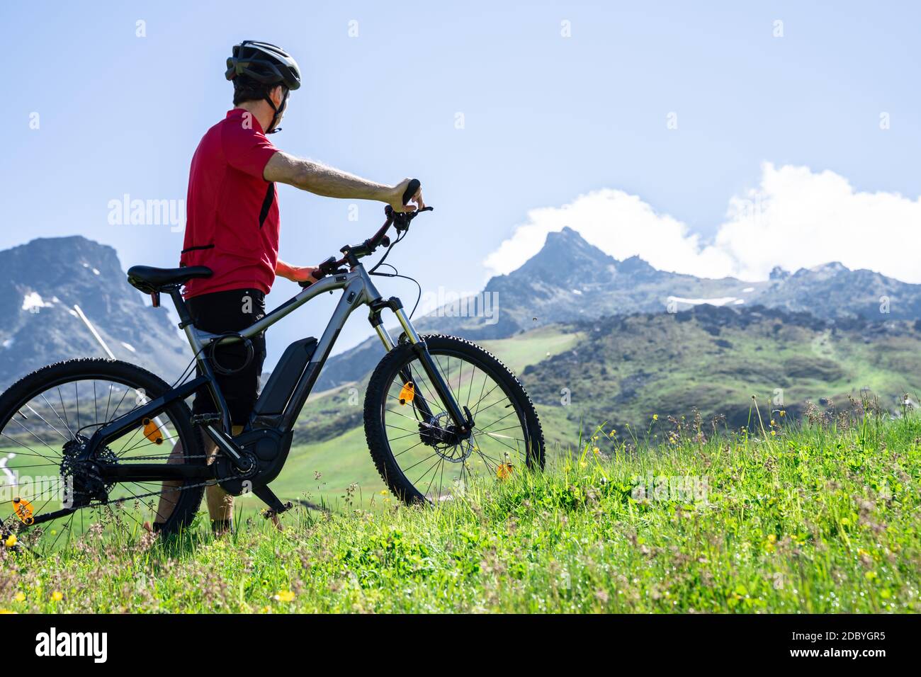 Mountain ebike hi-res stock photography and images - Alamy
