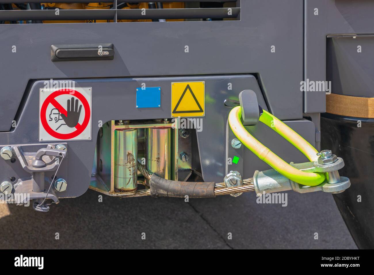 Winch Cable at Heavy Equipment Construction Machine Stock Photo - Alamy