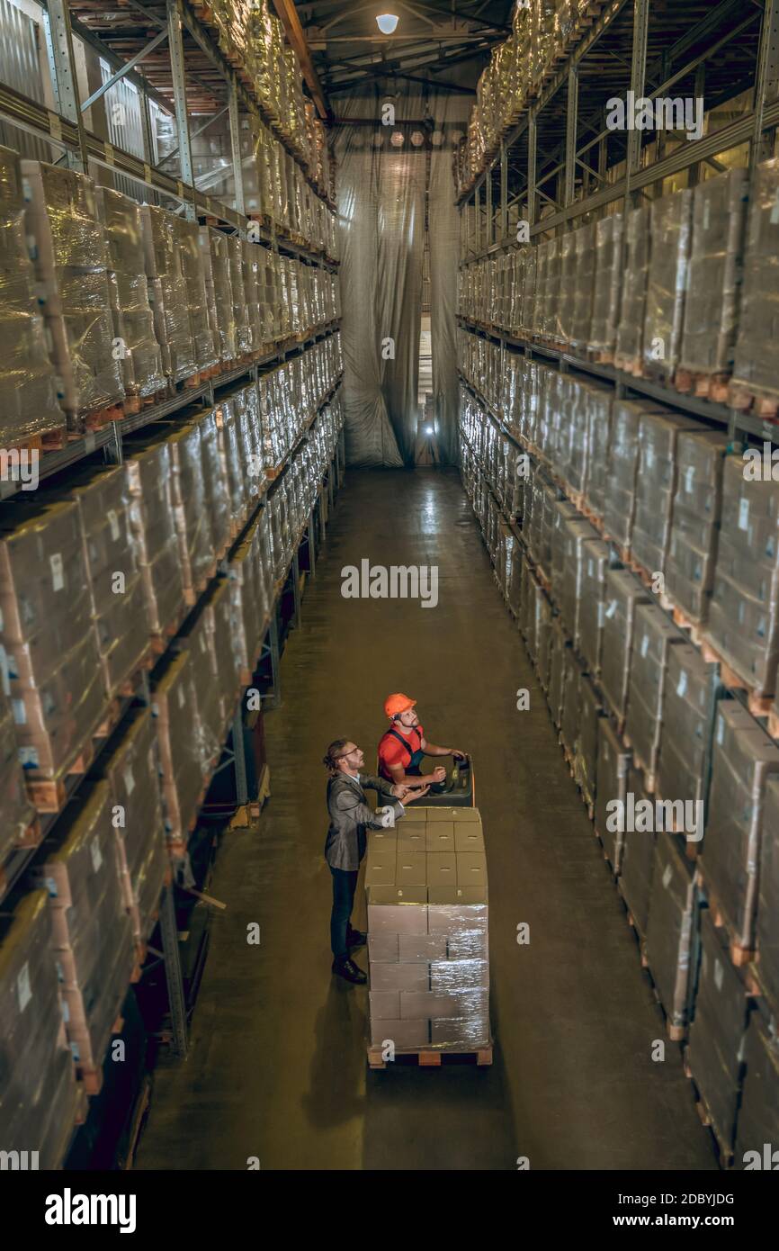 Store aisle top view hi-res stock photography and images - Alamy
