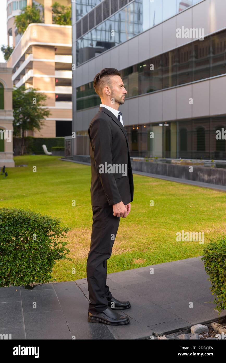 Professional man profile hi-res stock photography and images - Alamy