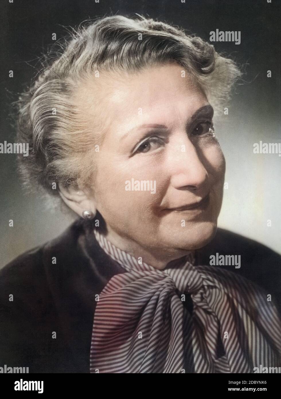 Agnes Windeck, deutsche Bühnen-, Film- und Fernsehschauspielerin ...