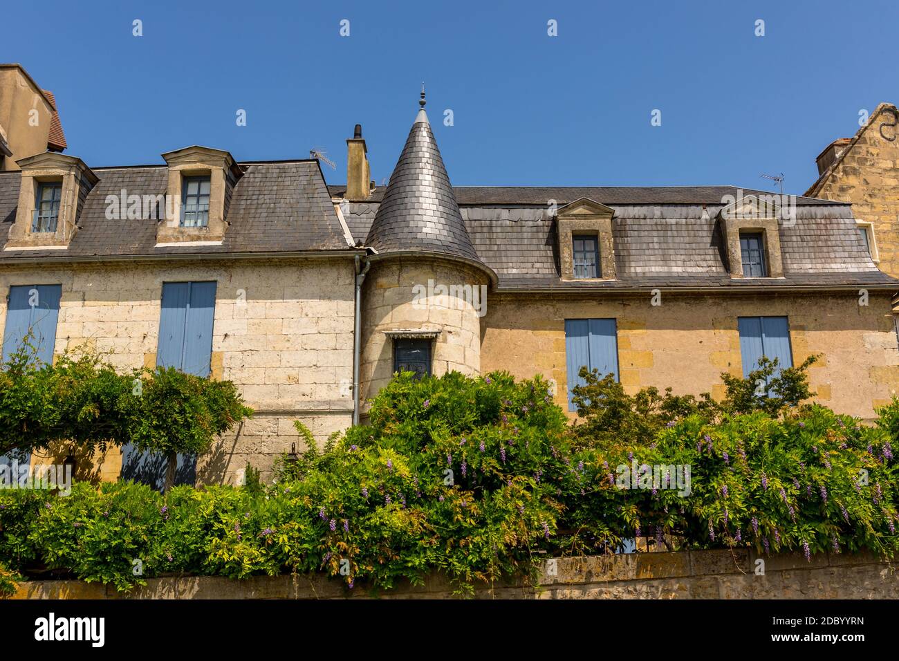 Ancient houses of Bergerac, Aquitaine, France Stock Photo - Alamy