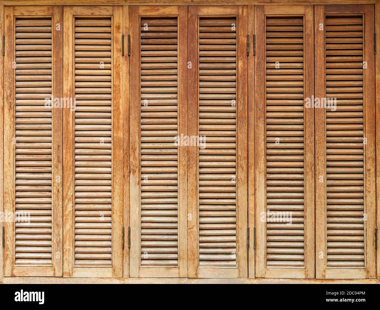 wooden windows old Stock Photo - Alamy