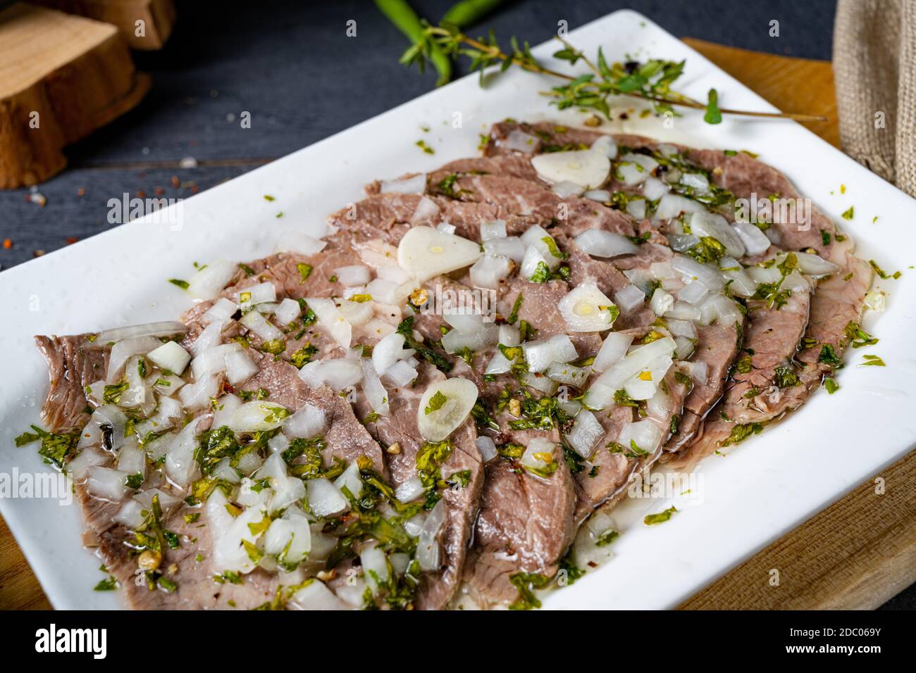 Delicious cold beef with vinaigrette Stock Photo - Alamy