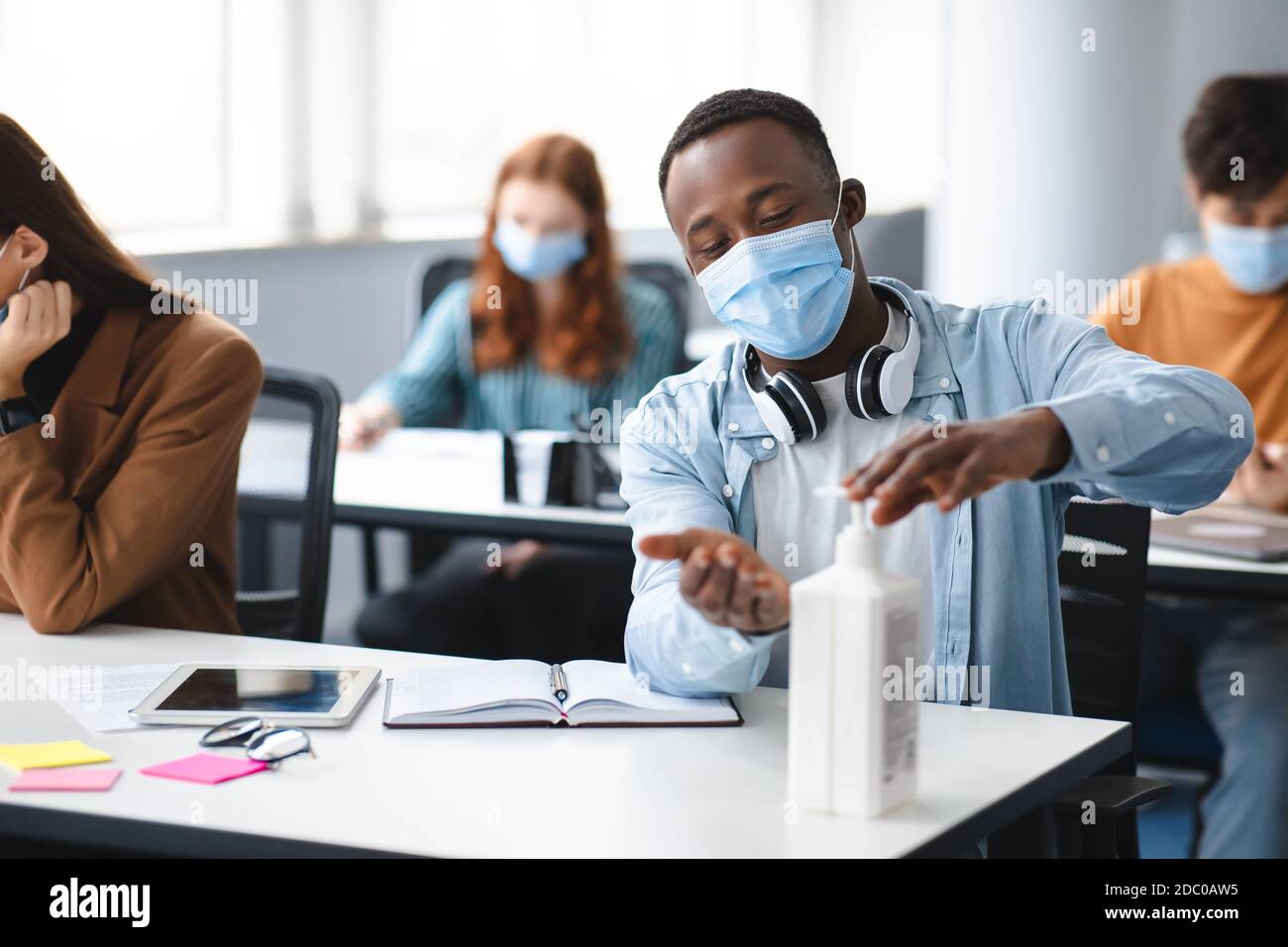 Wash your hands classroom hi-res stock photography and images - Alamy