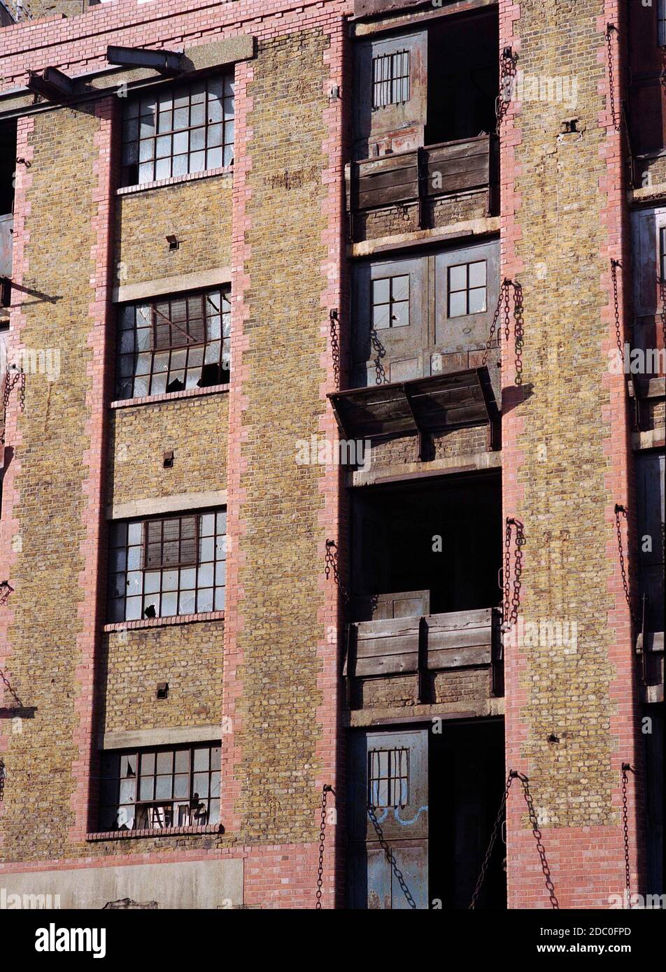 Dockside building at butlers wharf hi-res stock photography and images ...