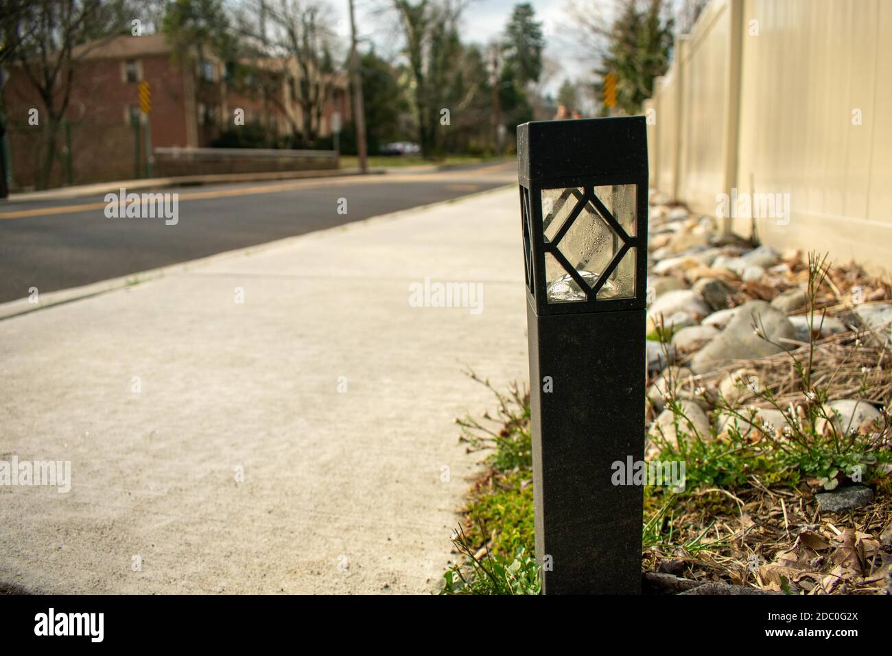 Shadow in patch of light hi-res stock photography and images - Alamy