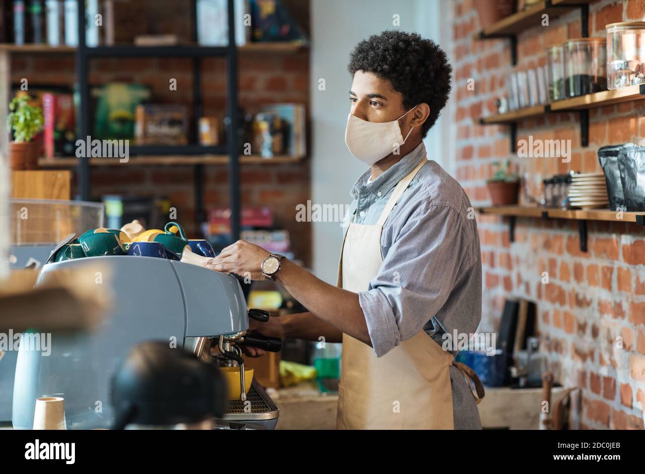 Modern bartender hi-res stock photography and images - Alamy