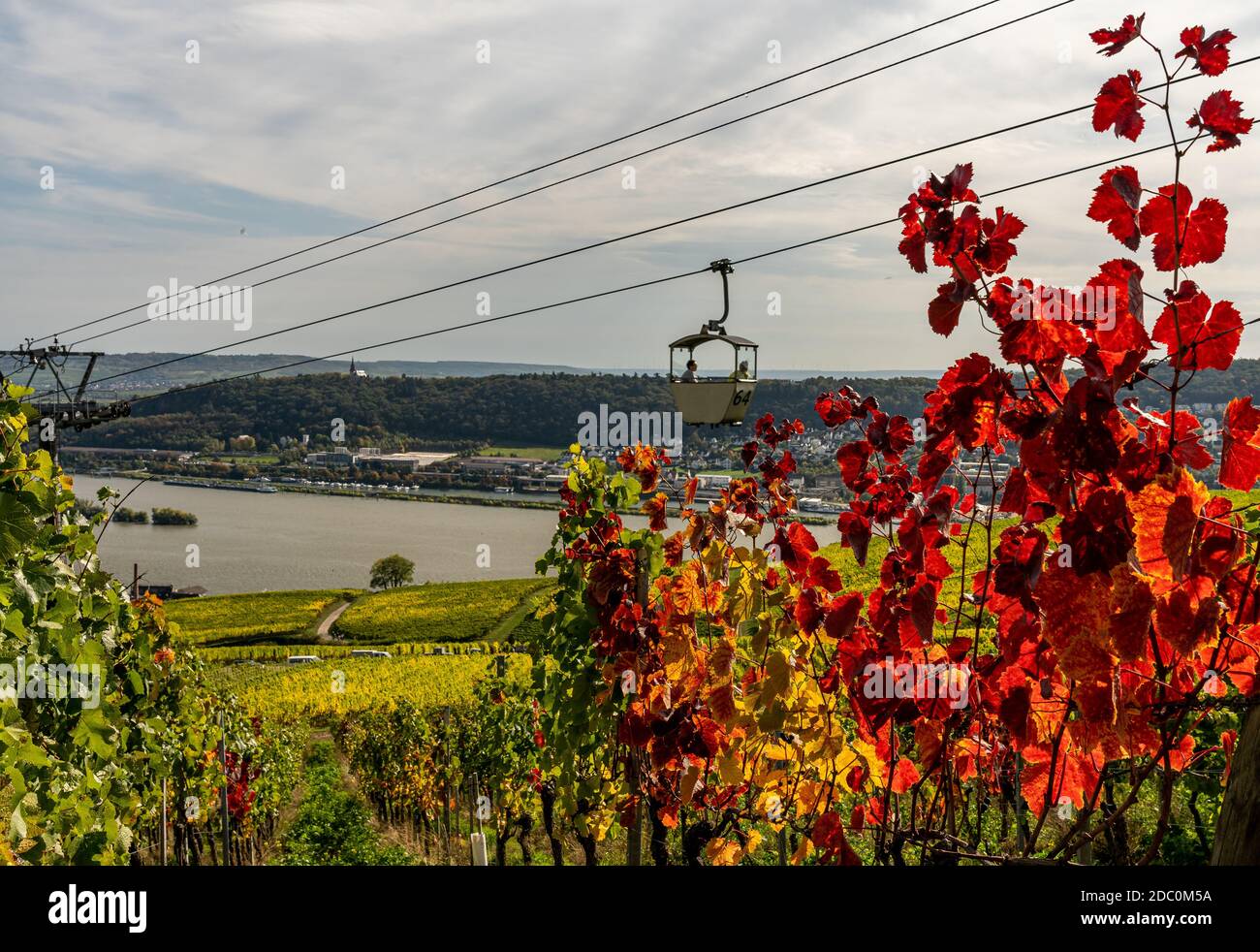 Cable car to the niederwald monument hi-res stock photography and ...
