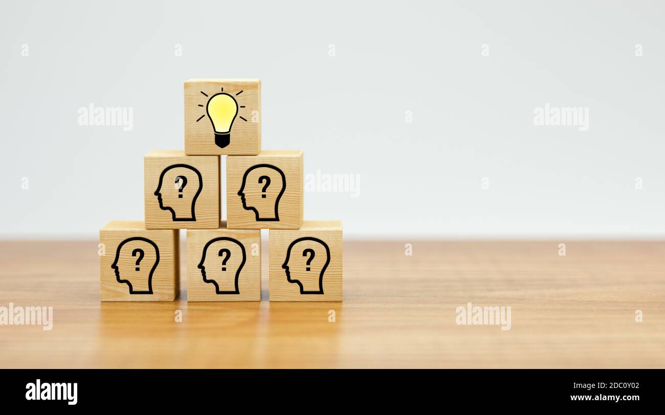 cubes showing a brainstorming session on wooden floor - 3d illustration ...