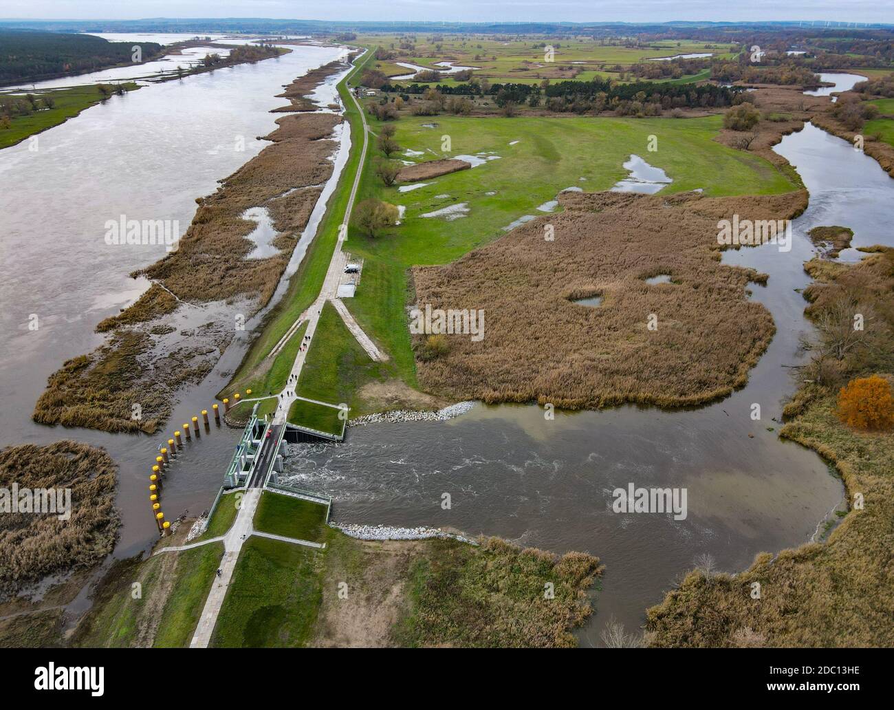 Water inlet outlet structure hi-res stock photography and images - Alamy