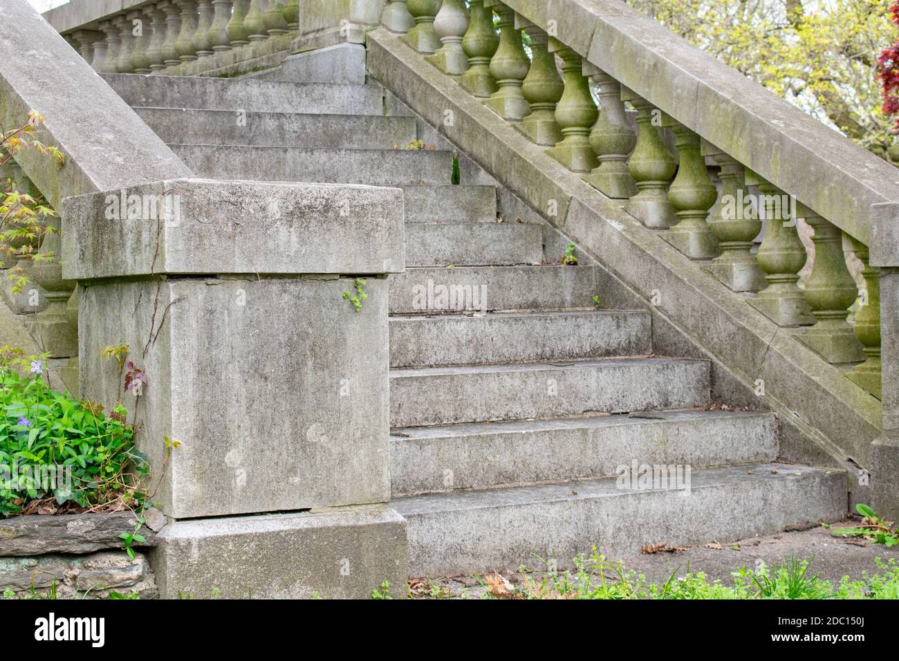 Large ornamental staircase hi-res stock photography and images - Alamy