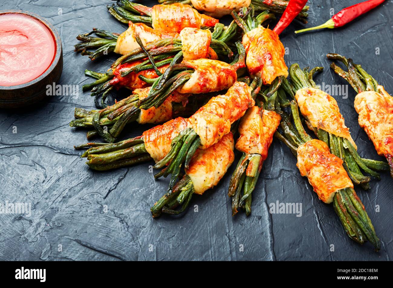 Fried meat with cowpea,asian food.Meat in vigna Stock Photo - Alamy