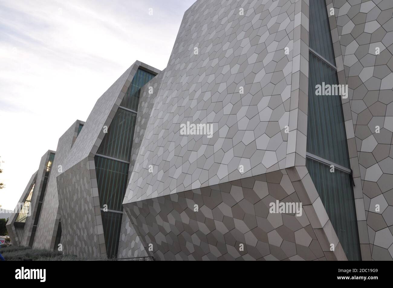 Modern sport hall hi-res stock photography and images - Alamy