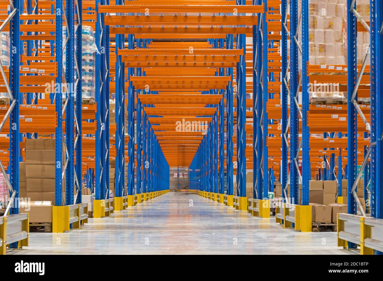 Corridor Way Under Shelving System in Distribution Warehouse Stock ...