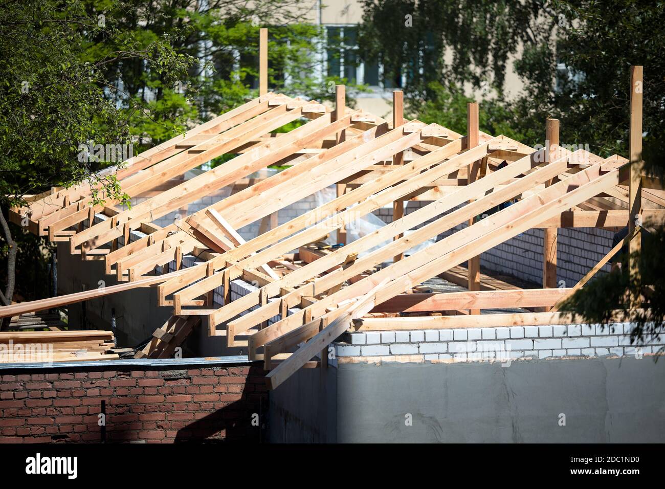 Roofing rafters hi-res stock photography and images - Alamy