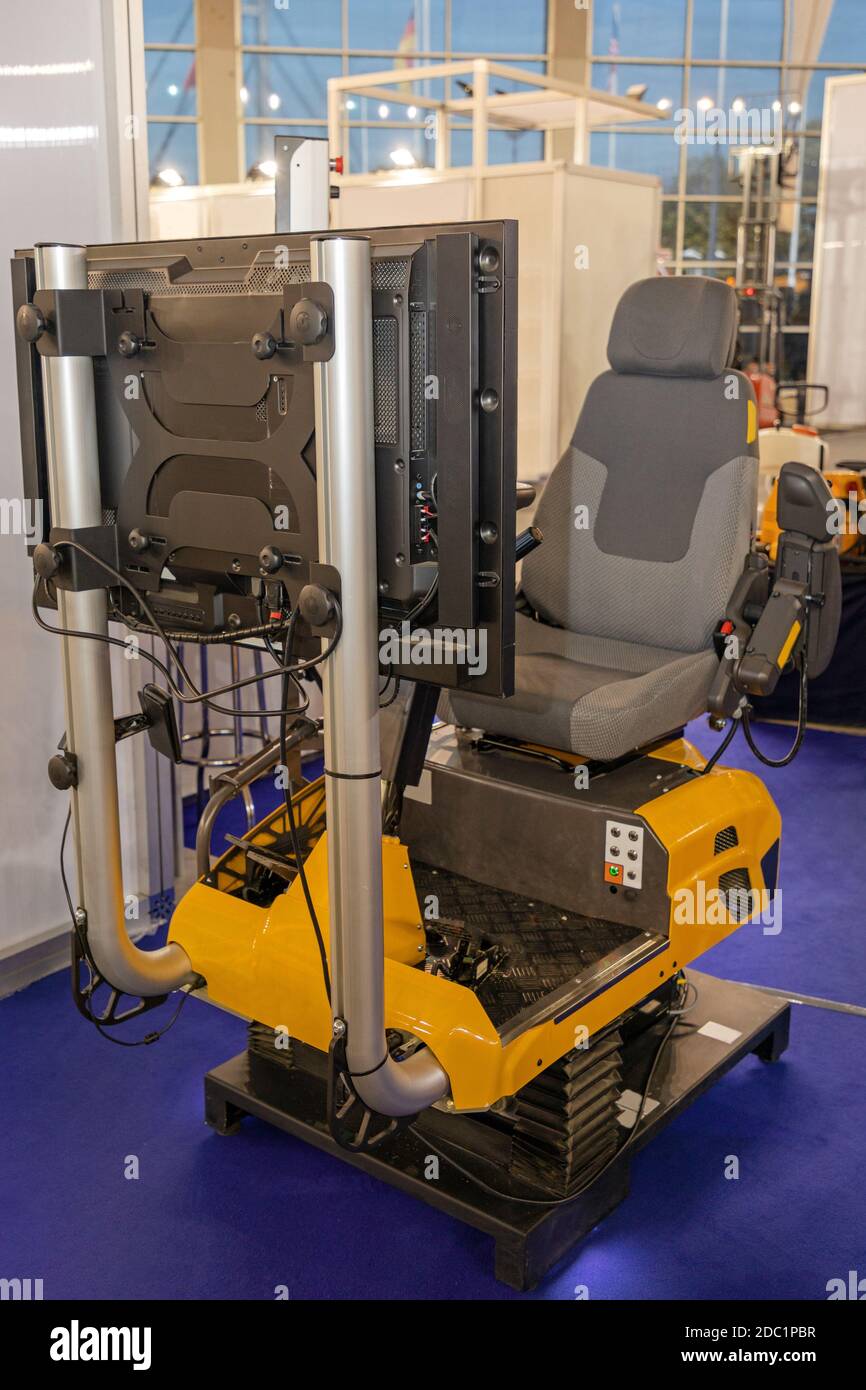 Advanced training machine hi-res stock photography and images - Alamy
