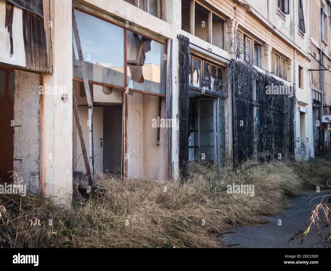 From holiday paradise, to ghost town, Varosha, the Cypriot forbidden ...