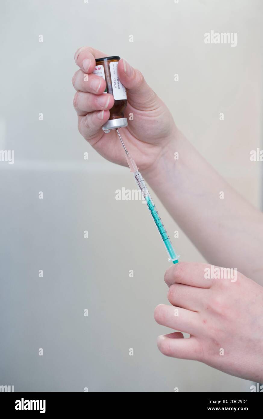 Immunization images hi-res stock photography and images - Alamy