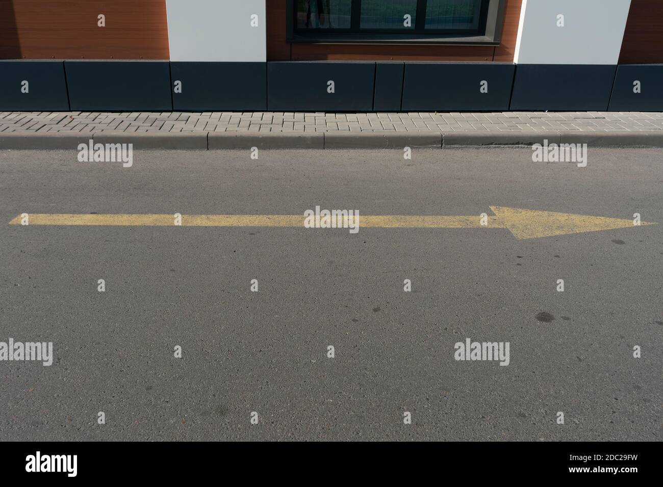 Traffic sign arrow pointing right hi-res stock photography and images ...